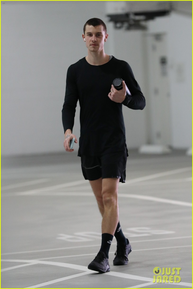 Shawn Mendes Shows Off His New Buzz Cut While Hitting the Gym: Photo ...