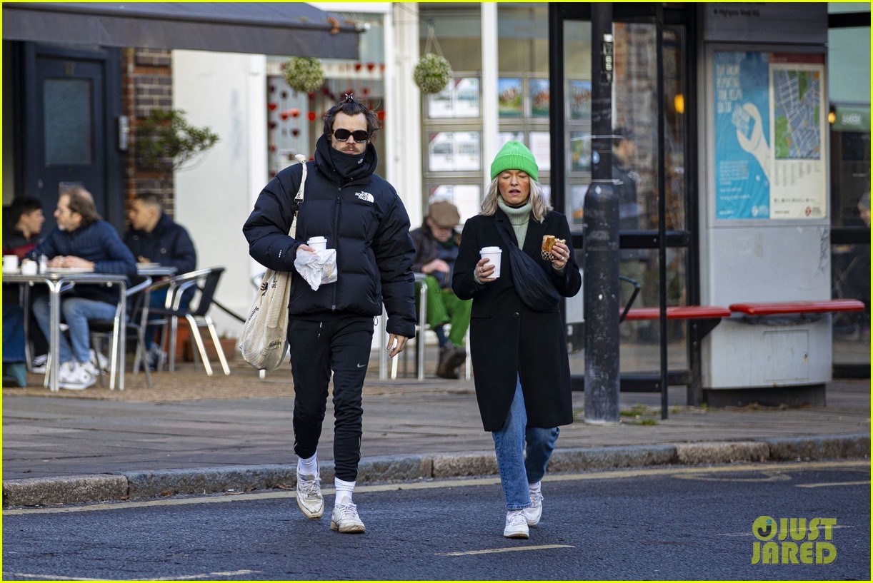 Harry Styles Spotted With a Longtime Friend During a Day Out in London ...