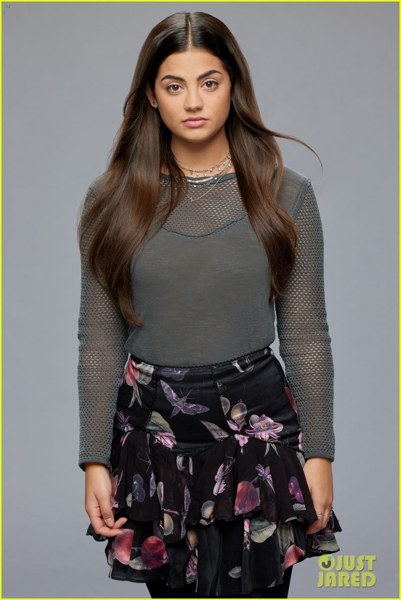 Andie MacDowell Opens Up About Playing a Younger Version of Herself For ...