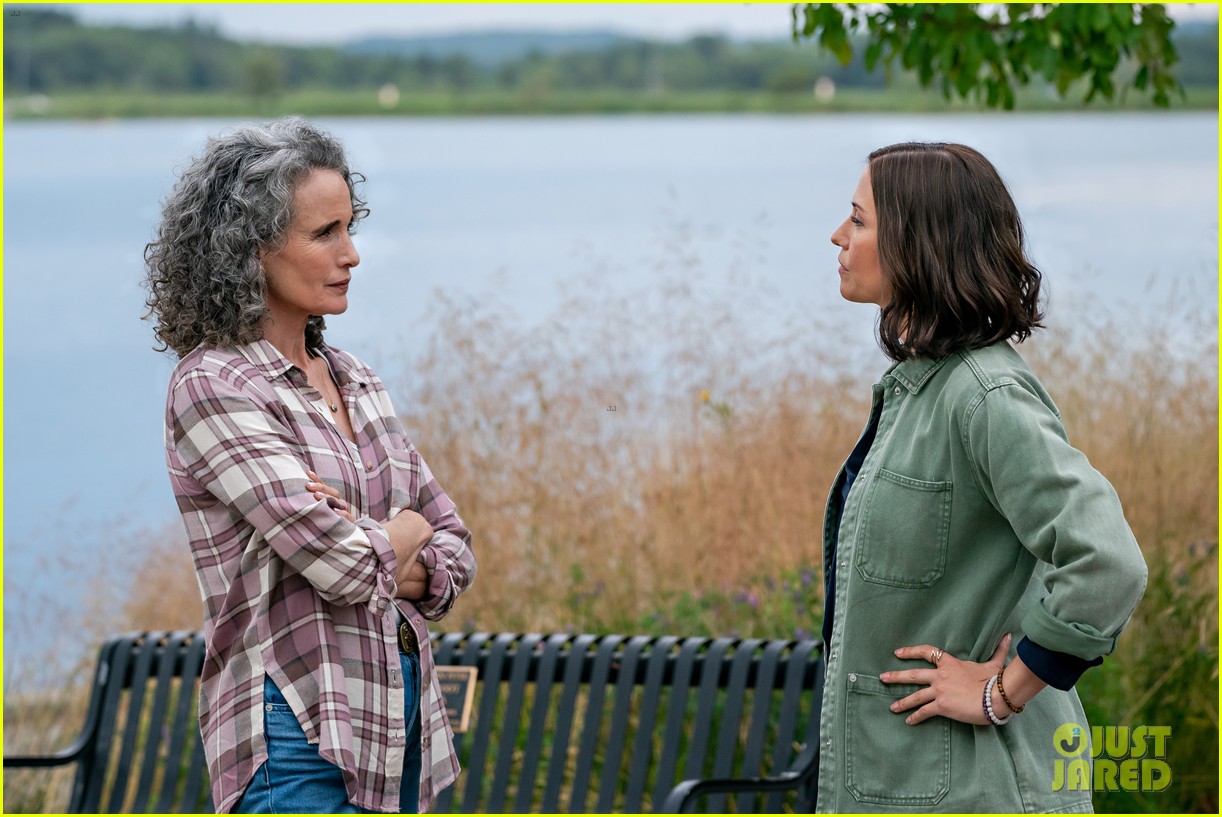 Is Alice Still Stuck in 1999 on Hallmark's 'The Way Home'? Watch A ...