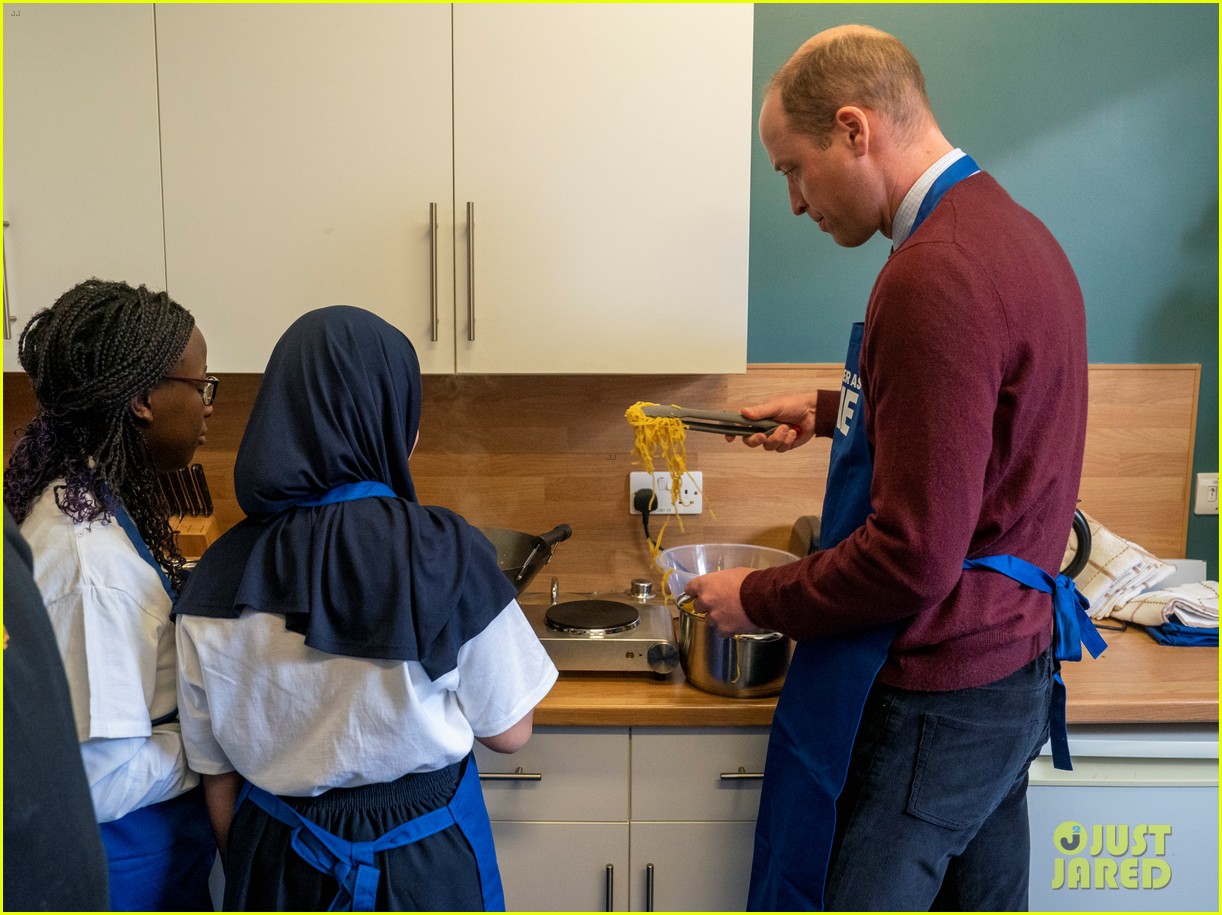 Prince William Reveals His Specialty in the Kitchen, Says Wife Kate ...