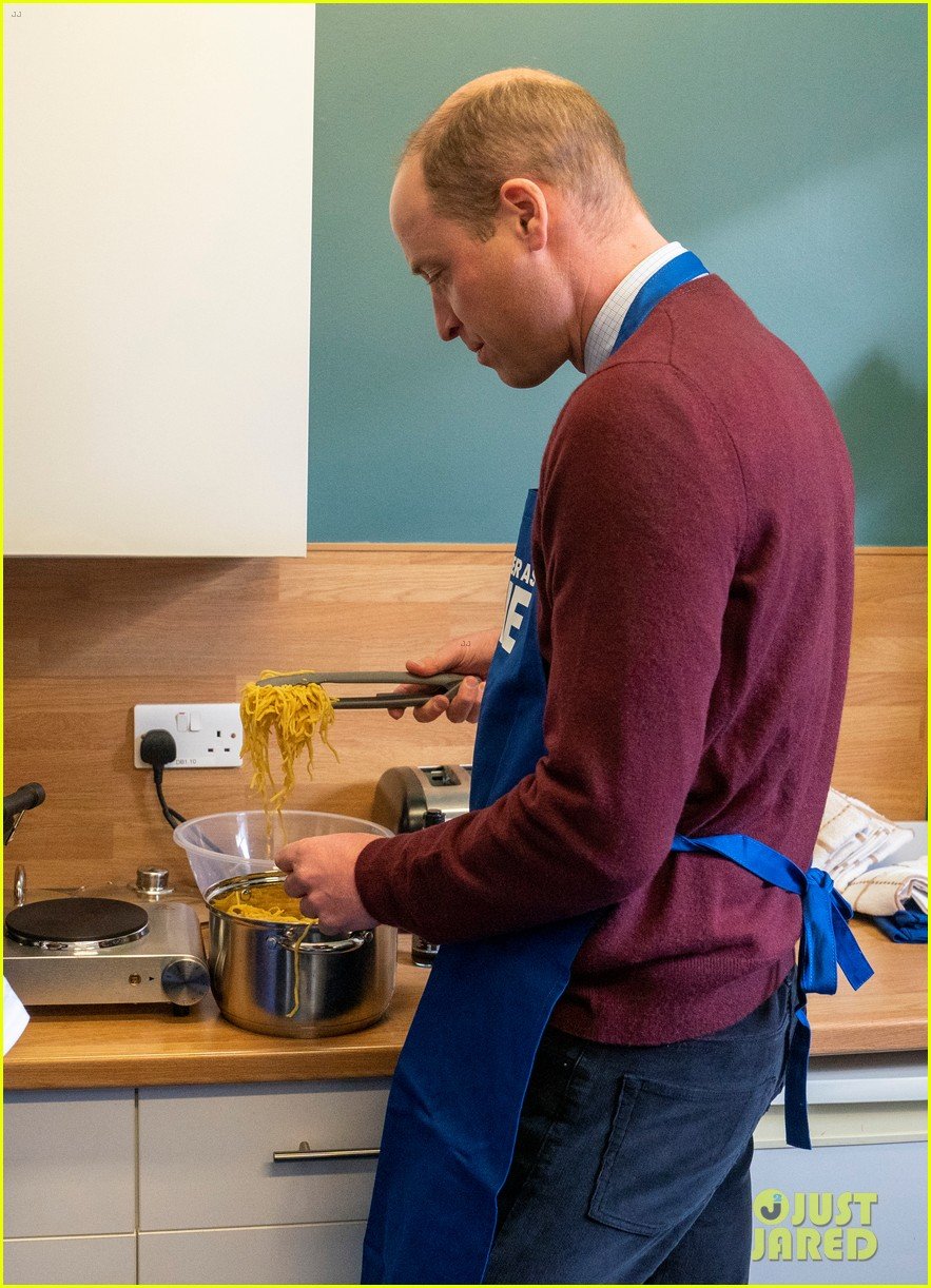 Prince William Reveals His Specialty in the Kitchen, Says Wife Kate ...