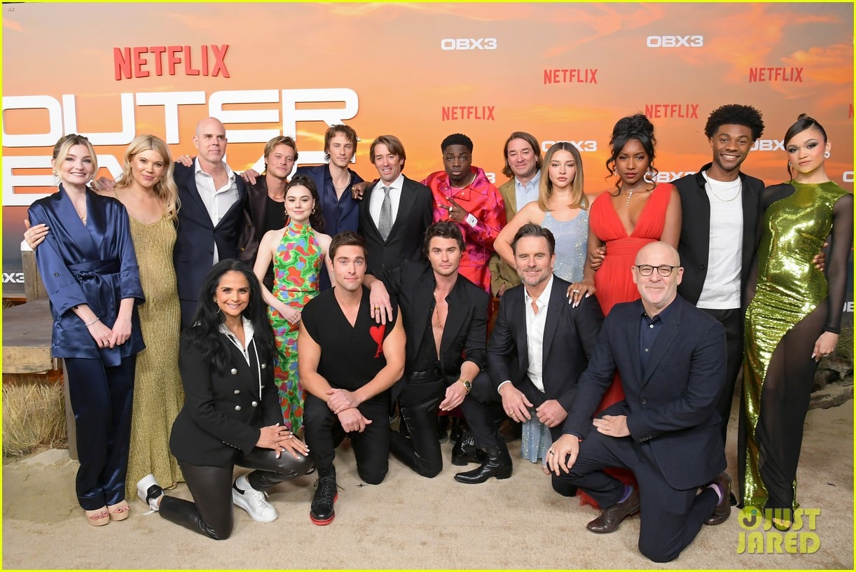 'Outer Banks' Cast Dresses Up for Season 3 Premiere of Netflix Hit Series: Photo 4896063 | Lou ...