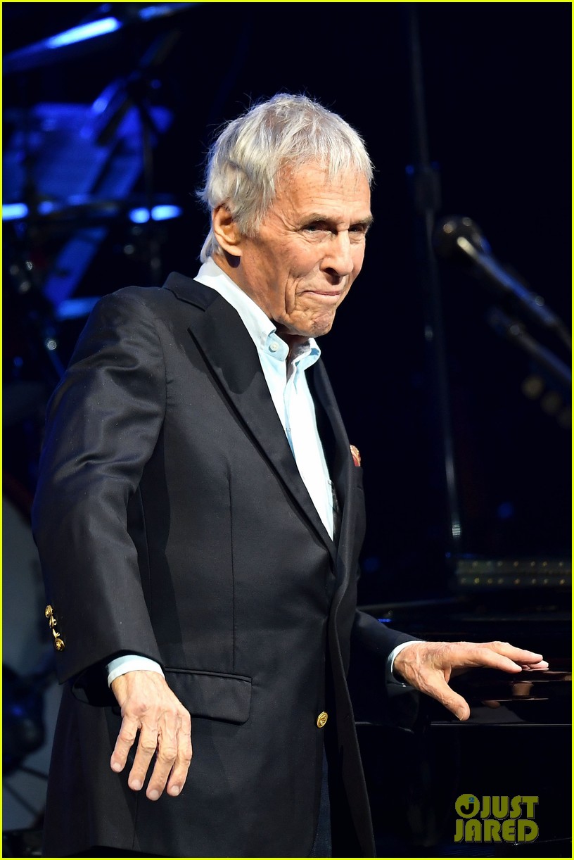 Burt Bacharach, Iconic Singer, Songwriter & Composer, Dies at 94: Photo ...