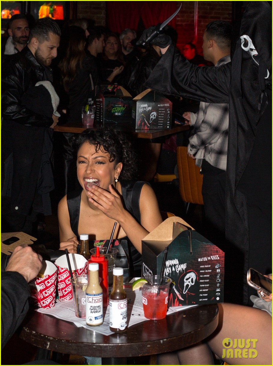 Elle Fanning & Chrissy Teigen Chow Down on Chain's Stabby Meal: Photo ...