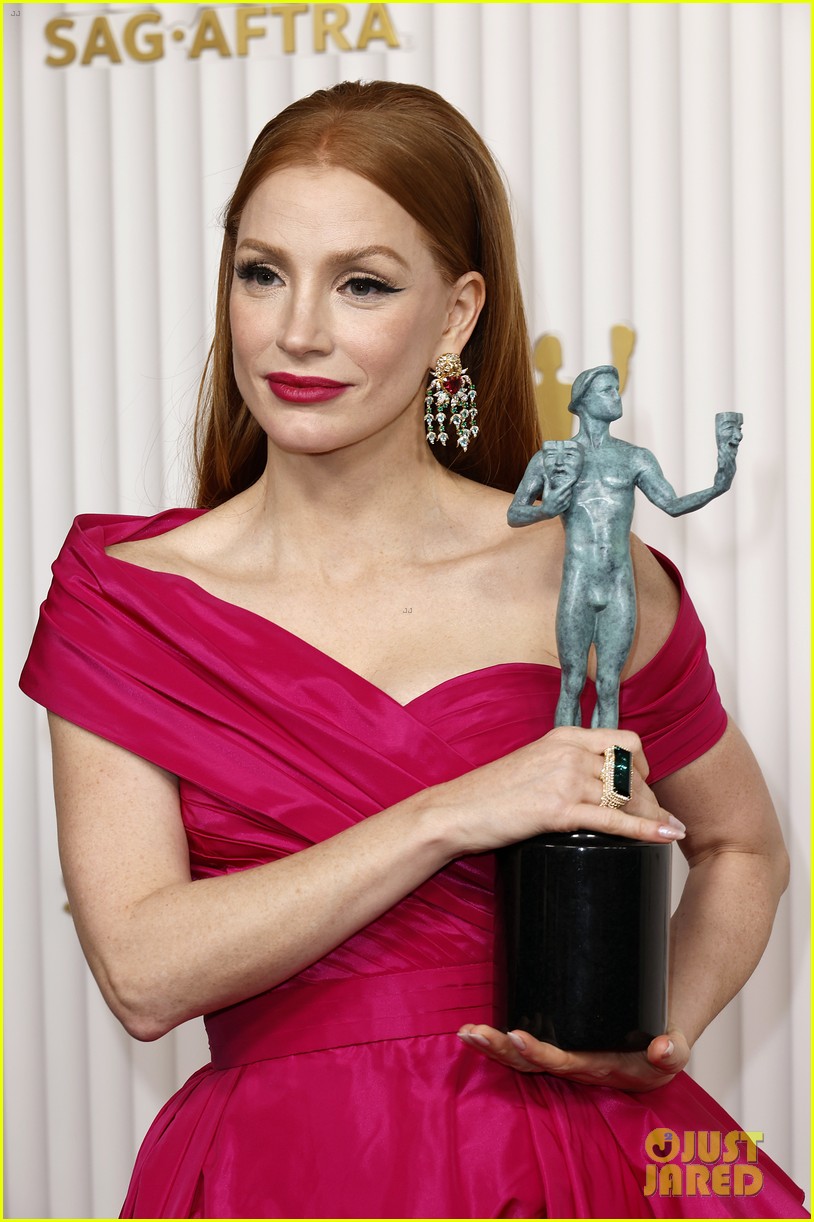 Jessica Chastain Says 'I'll See You On Set' To Rising Stars Watching ...