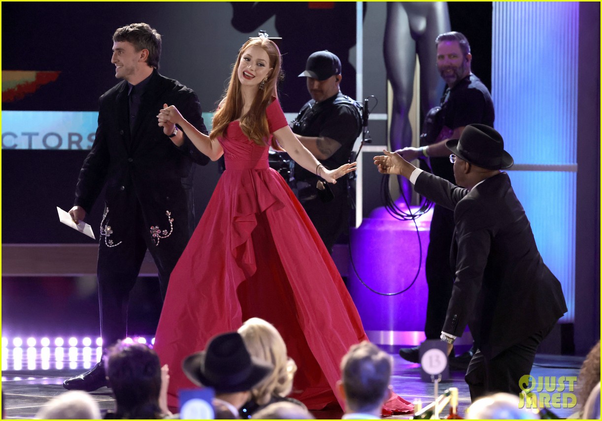 Jessica Chastain Says 'I'll See You On Set' To Rising Stars Watching ...
