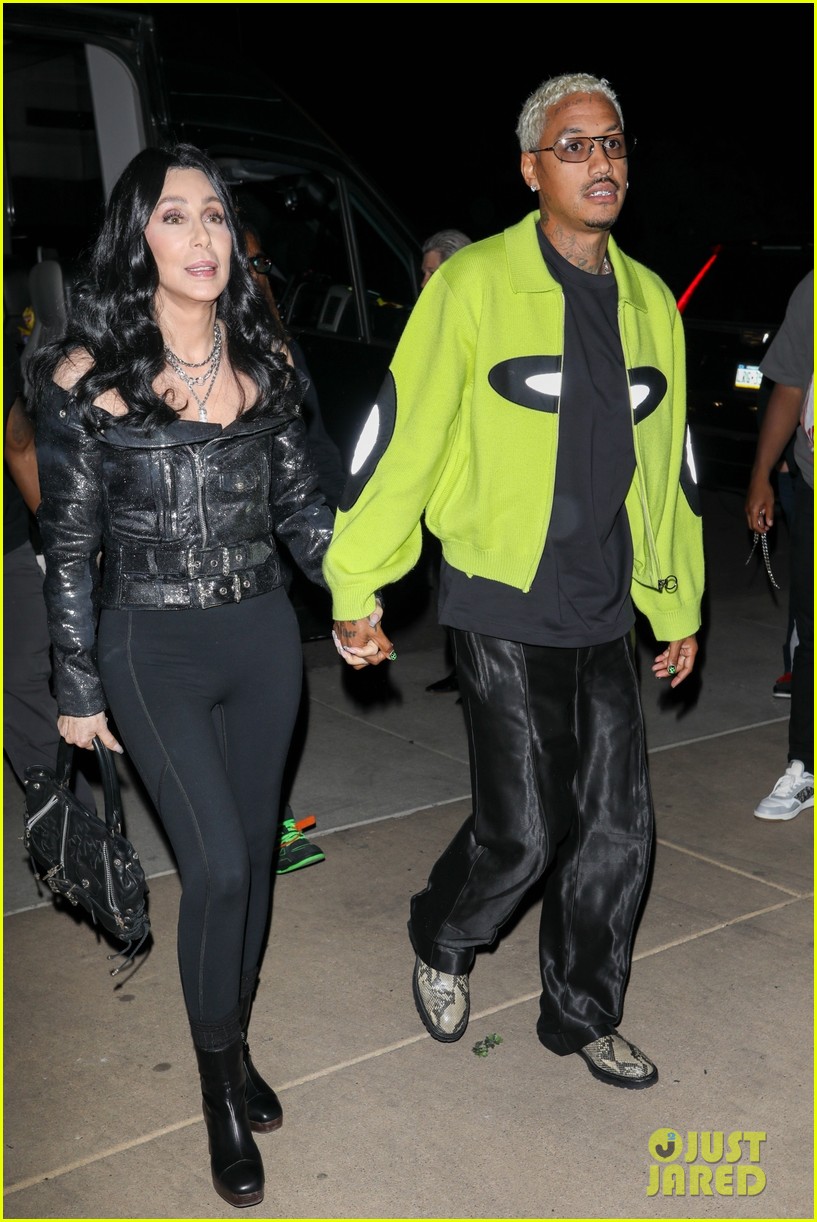 Cher & Boyfriend Alexander 'A.E.' Edwards Hold Hands While Arriving at ...