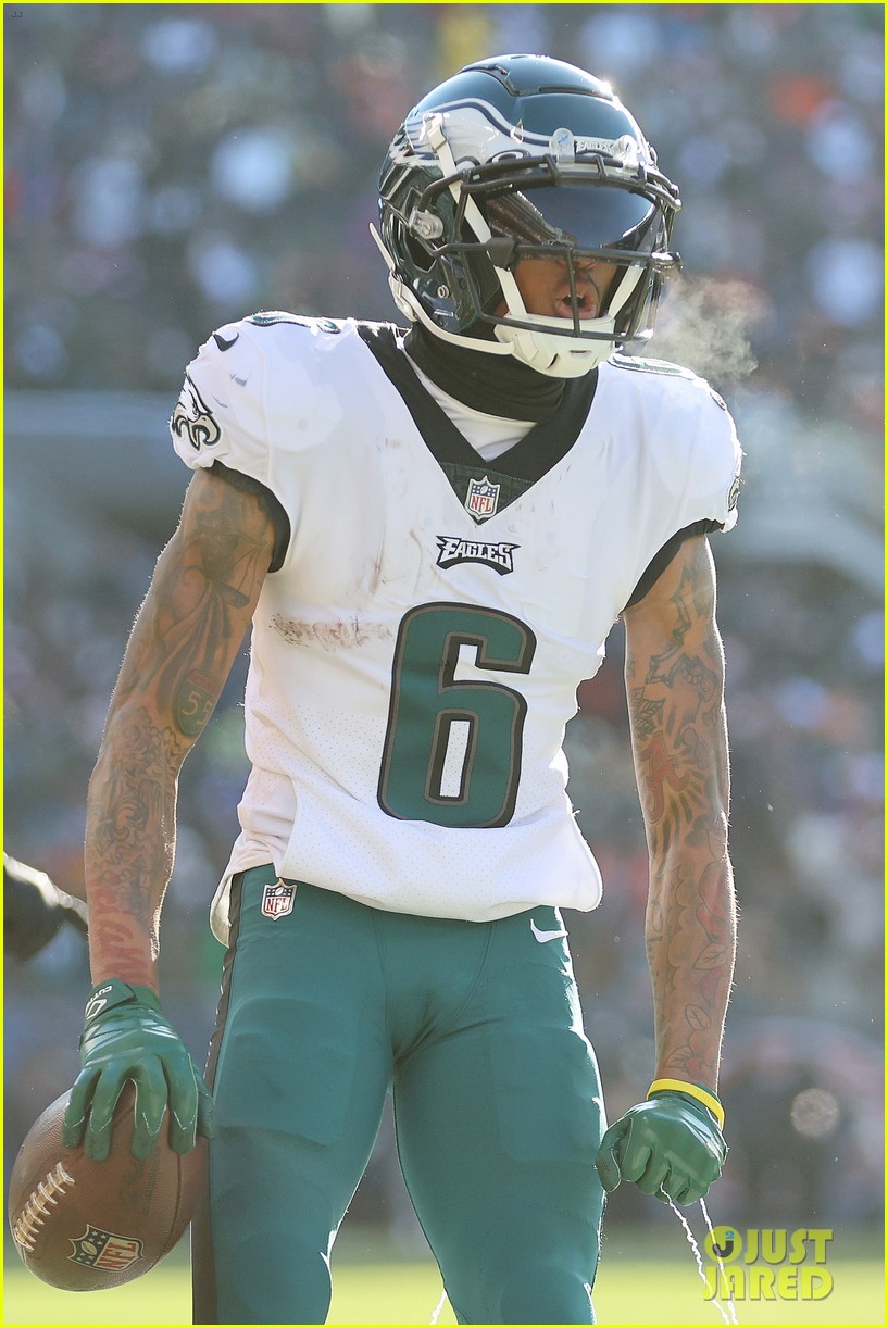 Who Is DeVonta Smith's Girlfriend? He's Rumored to Be in a Long-Time ...