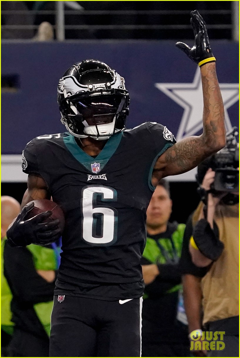 Who Is DeVonta Smith's Girlfriend? He's Rumored to Be in a Long-Time ...