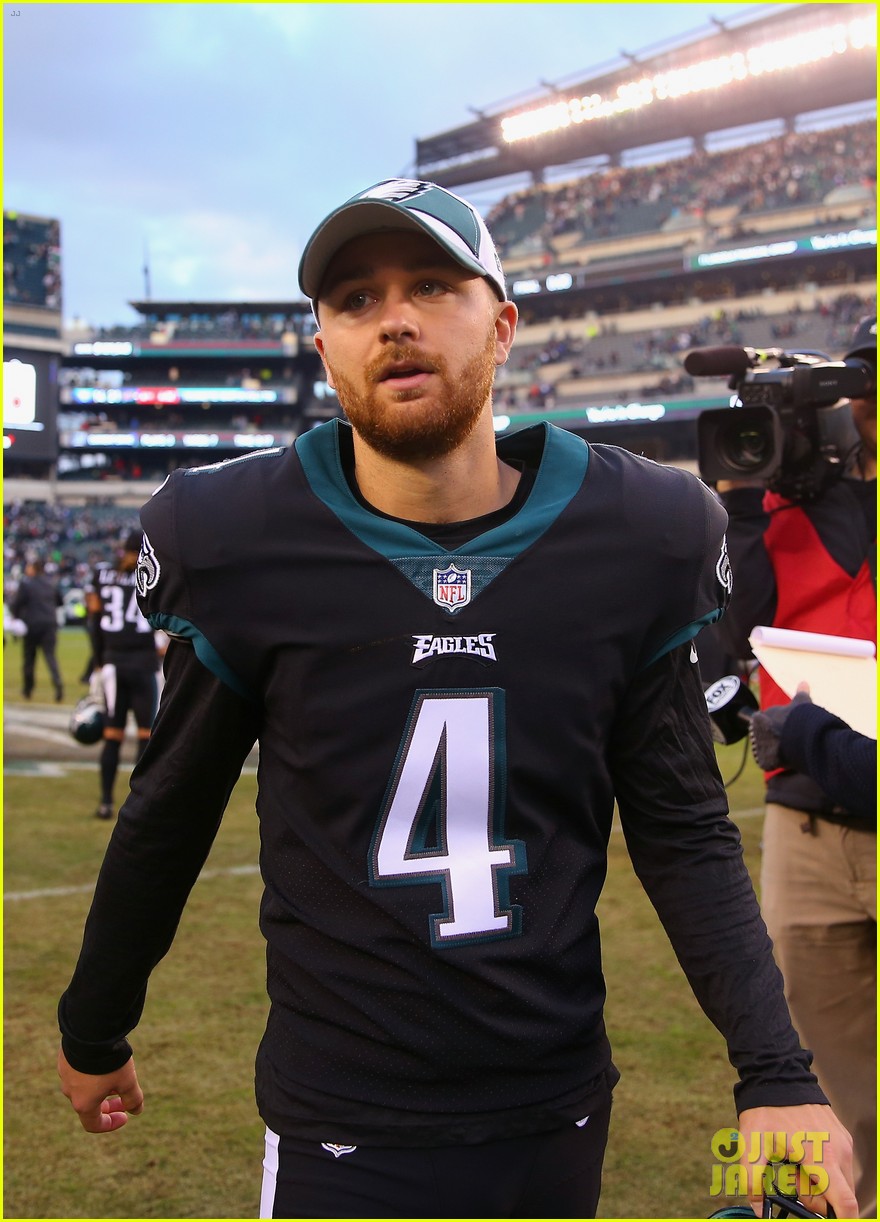 Is Jake Elliott Single? Nope! Meet His Wife Annie & See Their Cute ...