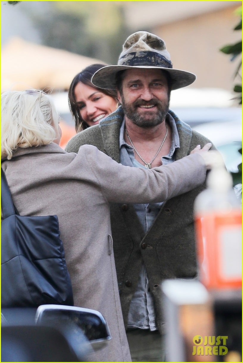 Gerard Butler Wears A Funky Hat While Out To Lunch With Morgan Brown in ...