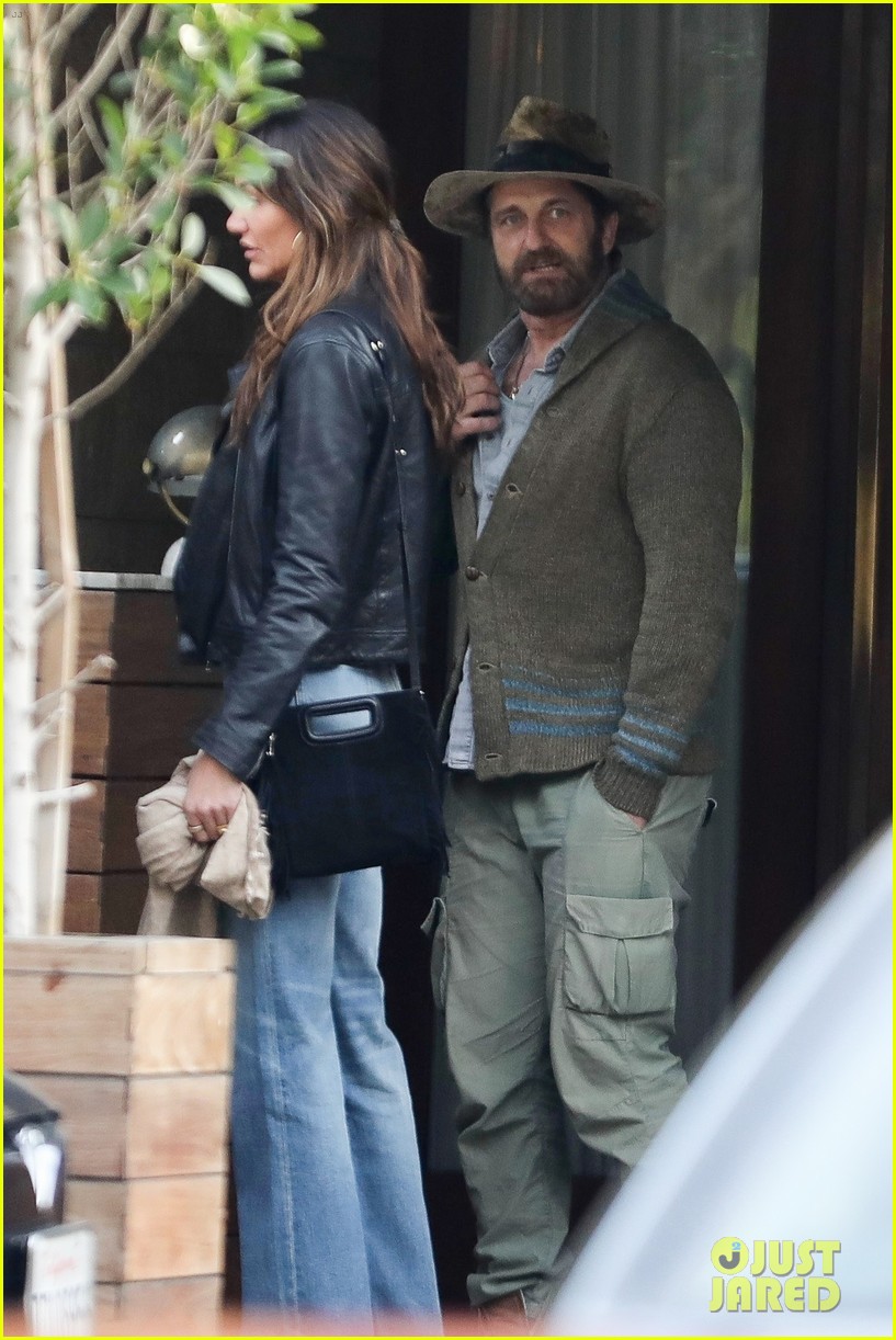 Gerard Butler Wears A Funky Hat While Out To Lunch With Morgan Brown in ...