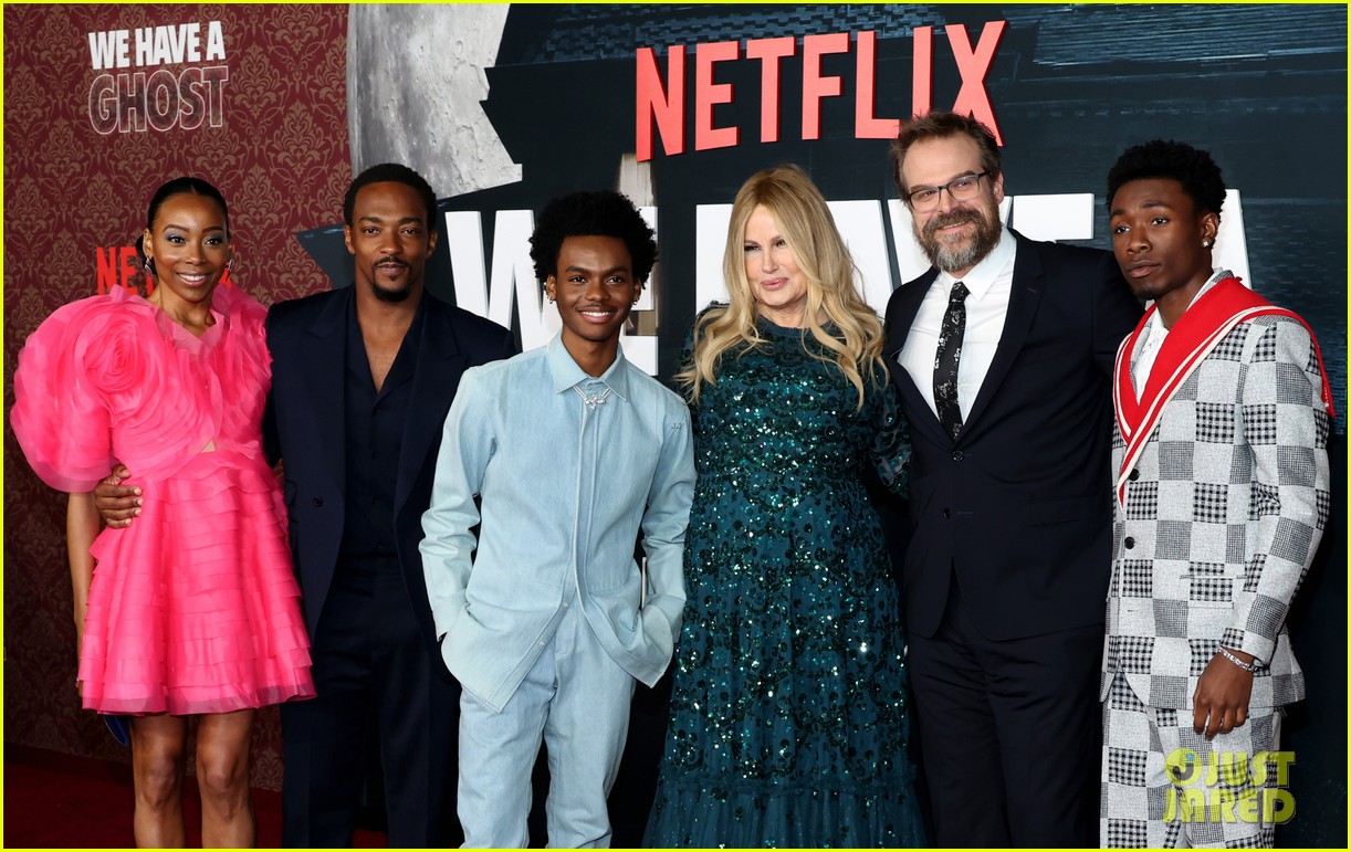 Jennifer Coolidge Joins Anthony Mackie, Jahi Winston, & David Harbour at 'We Have A Ghost ...