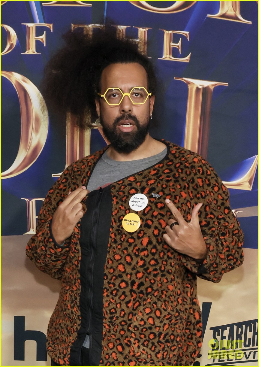 Hannah Einbinder & Reggie Watts Joke Around On 'History of the World ...