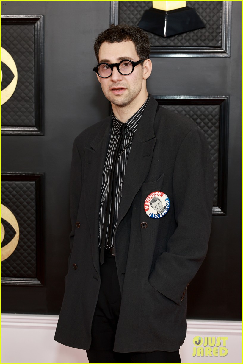 Jack Antonoff Picks Up His 7th Grammy Award at 2023 Grammys!: Photo ...