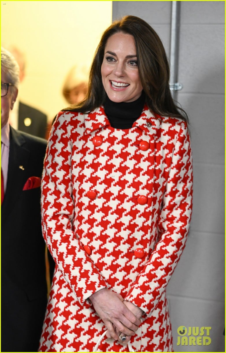 Kate Middleton & Prince William Face Off at Six Nations Rugby Match ...