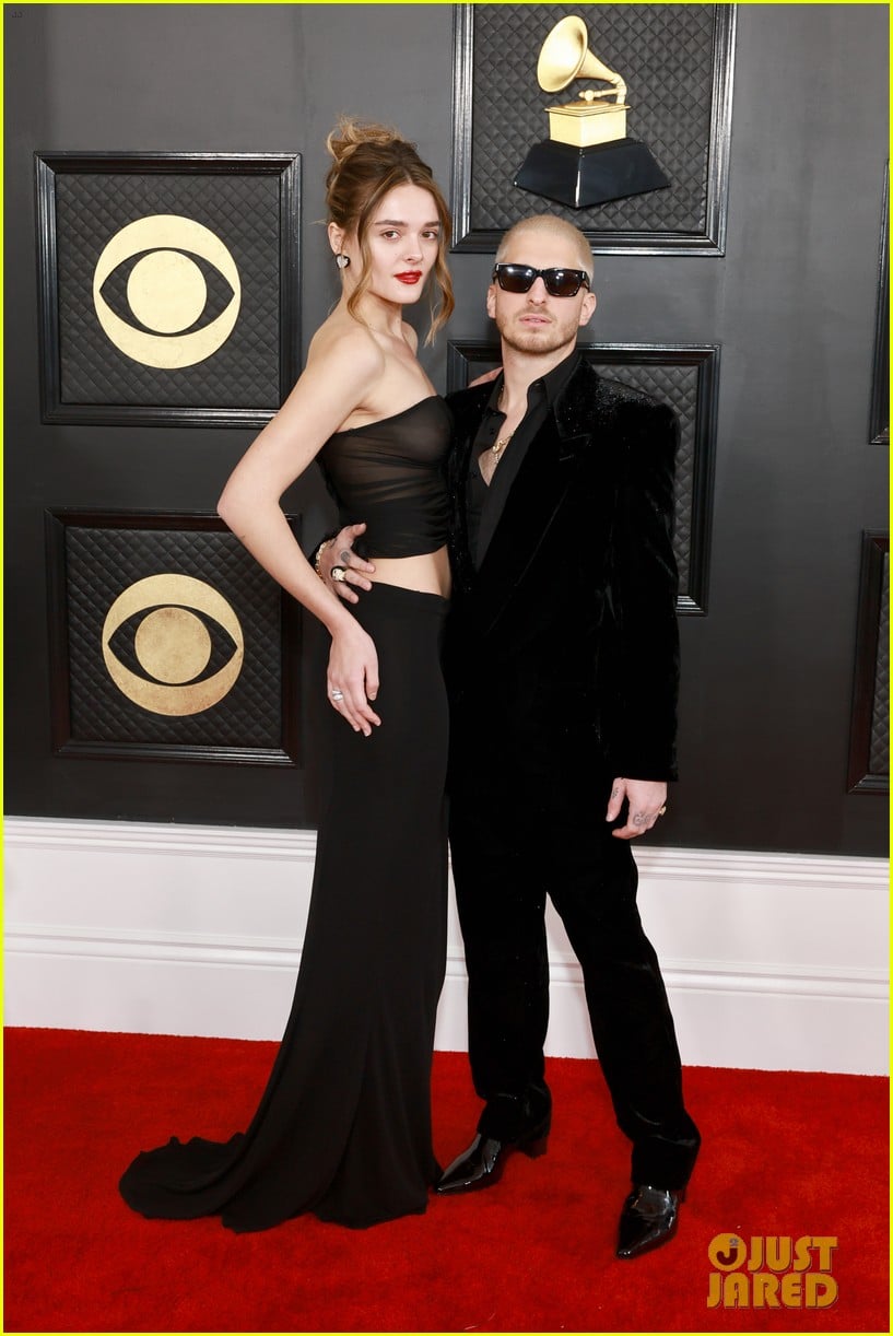 Charlotte Lawrence & Boyfriend Andrew Watt Look So in Love on Grammys 2023 Red Carpet!: Photo ...