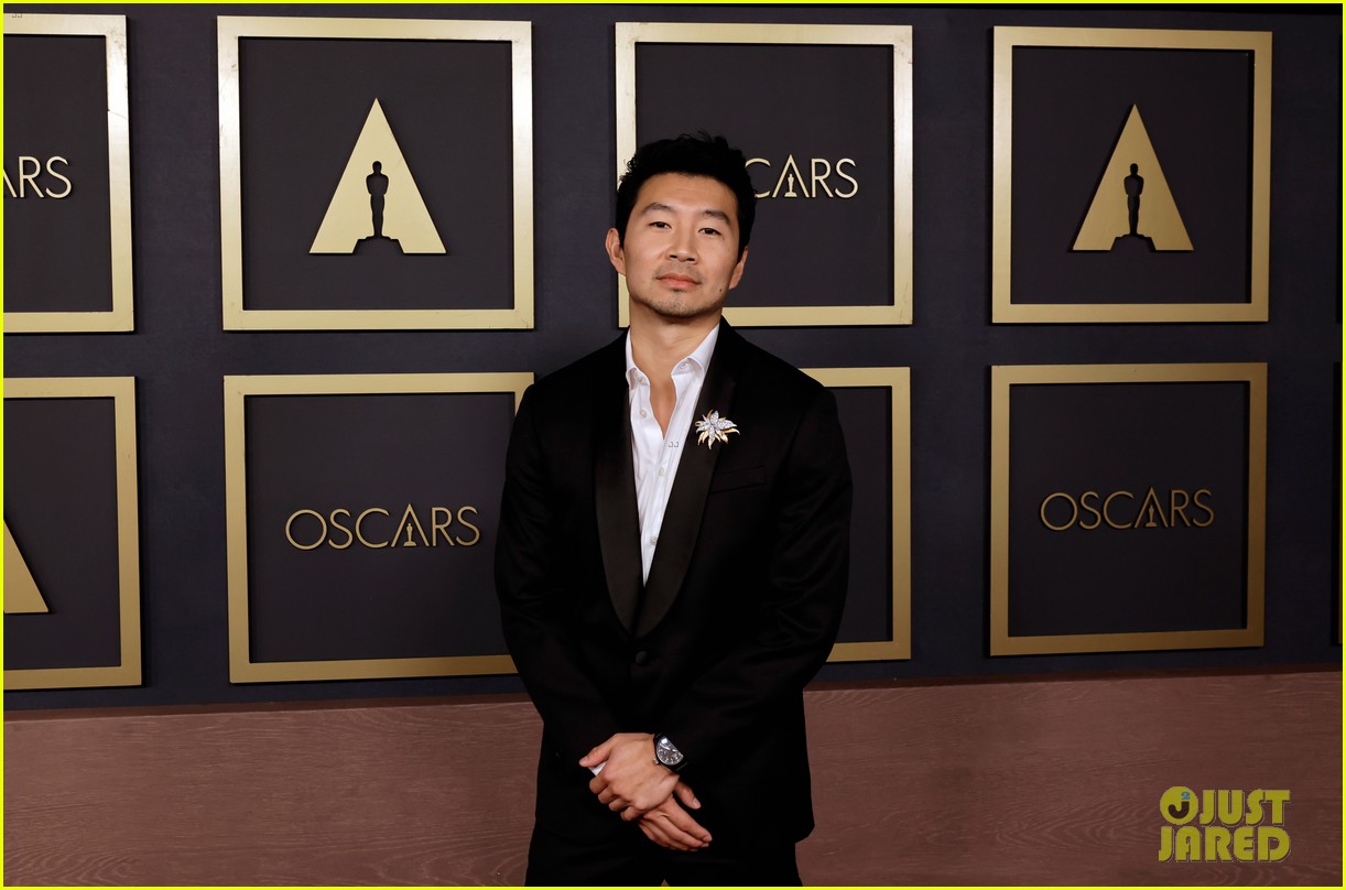 Simu Liu & Girlfriend Allison Hsu Couple Up for Academy Of Motion ...