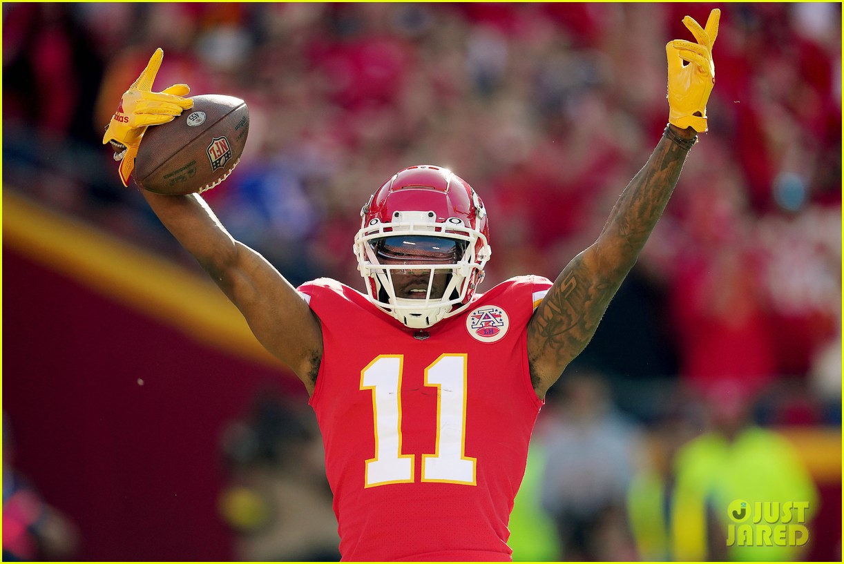 Is Marquez Valdes-Scantling Single or Does He Have a Girlfriend?: Photo ...