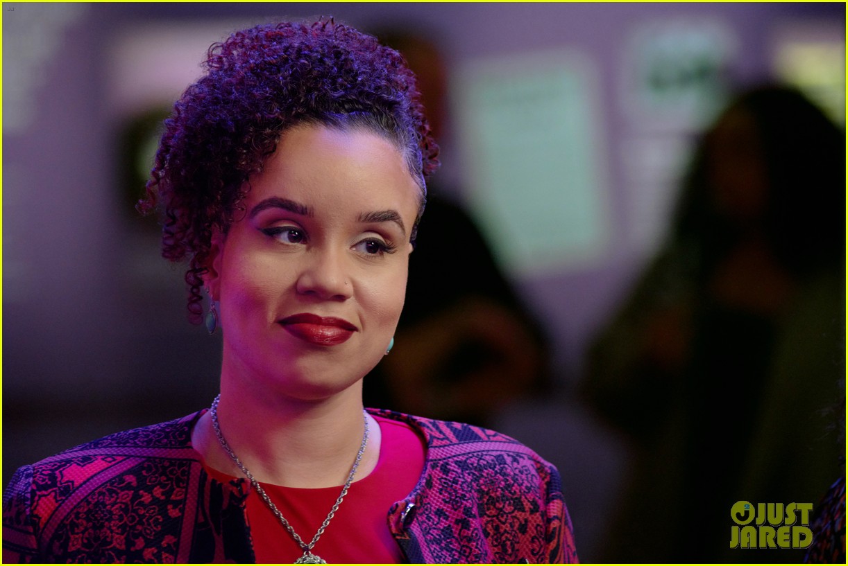 Andrea Lewis Teases Mahogany's 'A Nashville Legacy' With 'American Idol ...