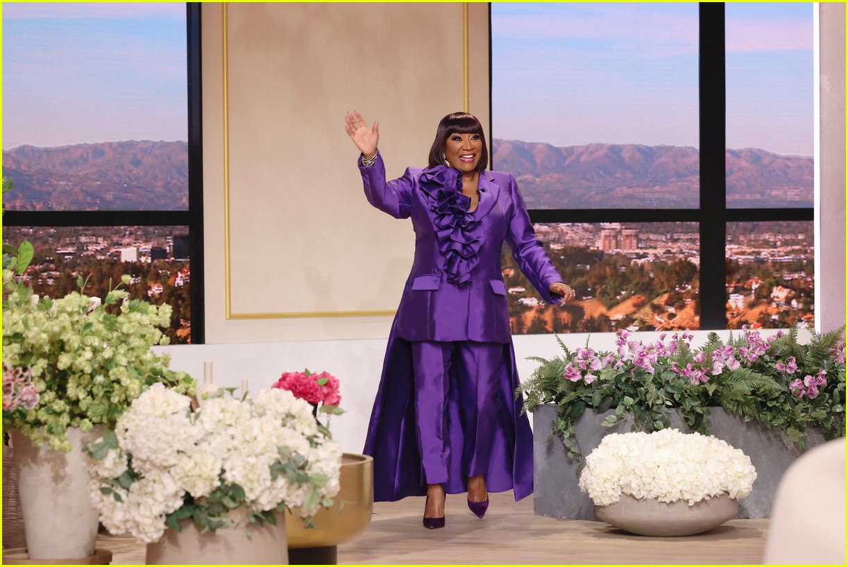 Patti LaBelle Says She's Ready to Start Dating Again at Age 78 - Watch ...