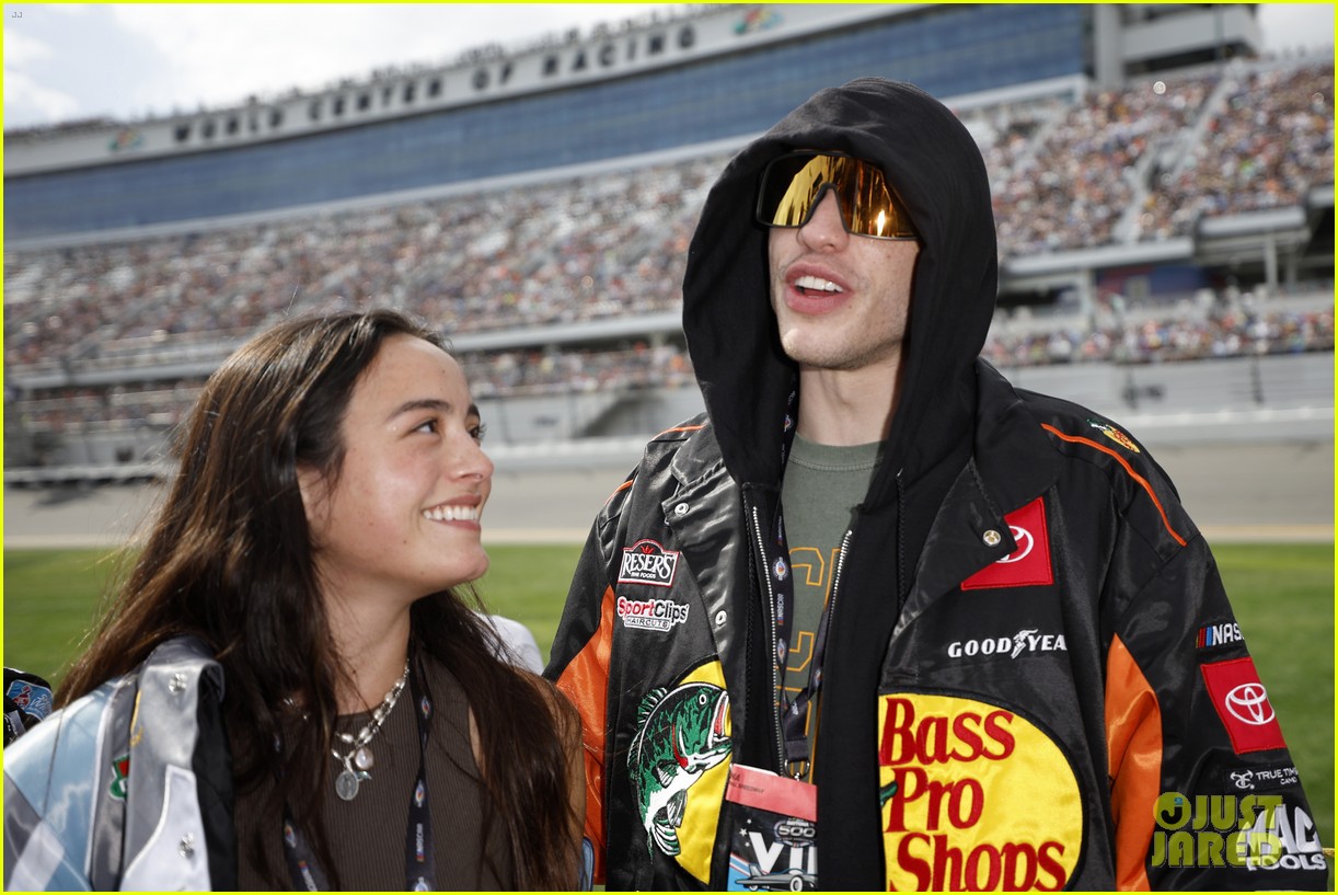 Pete Davidson & Chase Sui Wonders Look So Happy Together at Daytona 500 ...