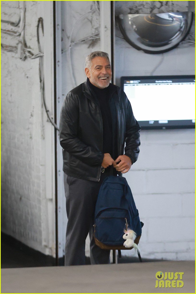 Brad Pitt & George Clooney Film Late-Night Scenes for 'Wolves' Thriller ...