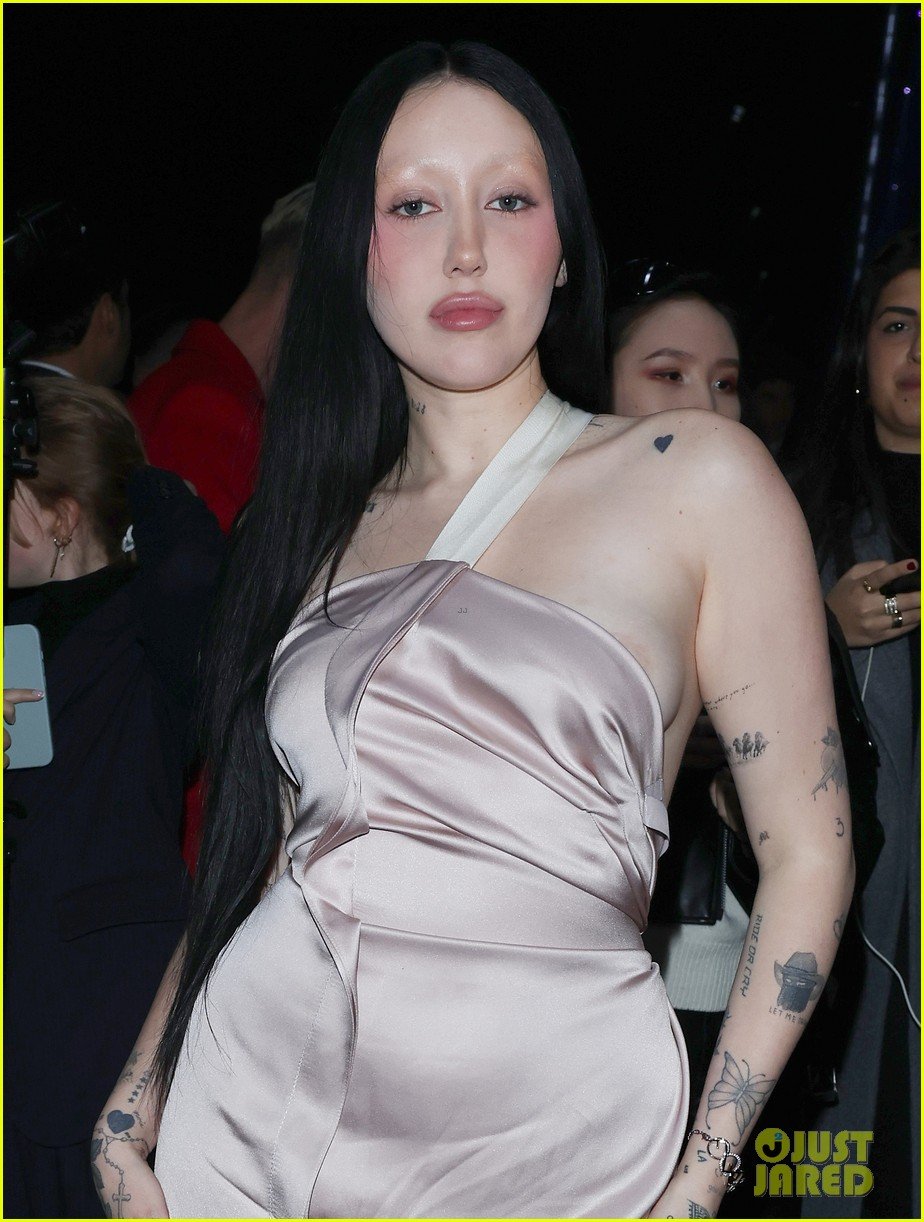 Christina Ricci Sits Front Row at Fendi Fashion Show with Husband Mark ...