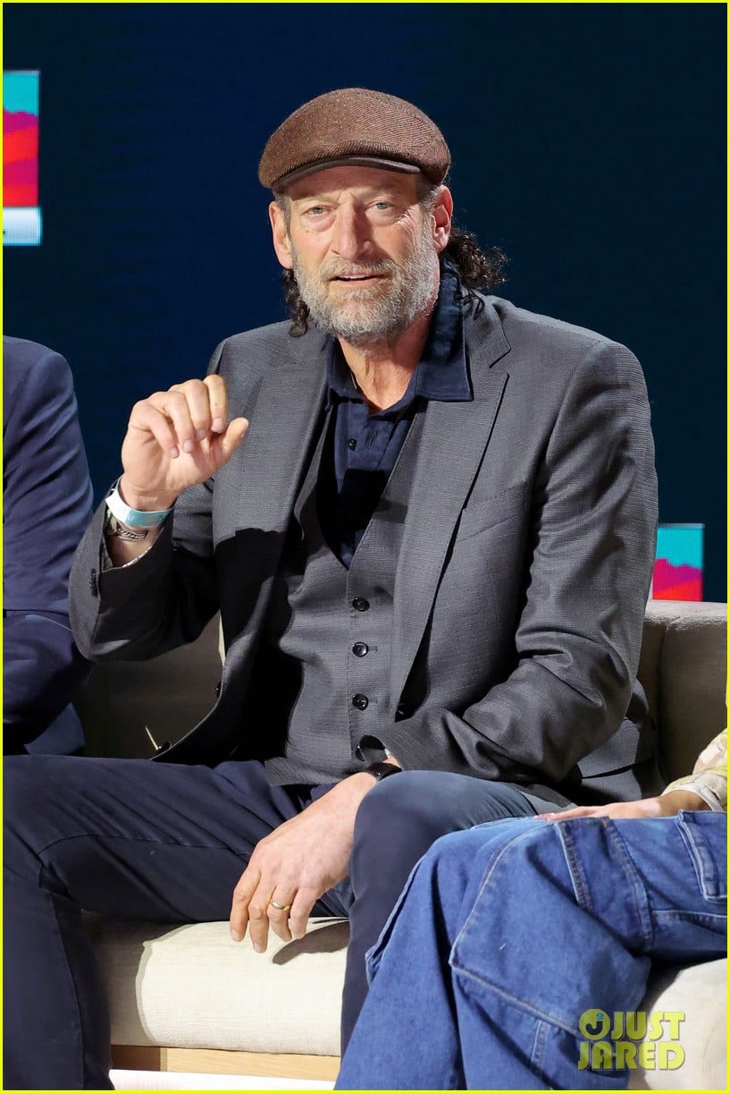 Rihanna's Apple Music Halftime Show Press Conference - Watch Live ...