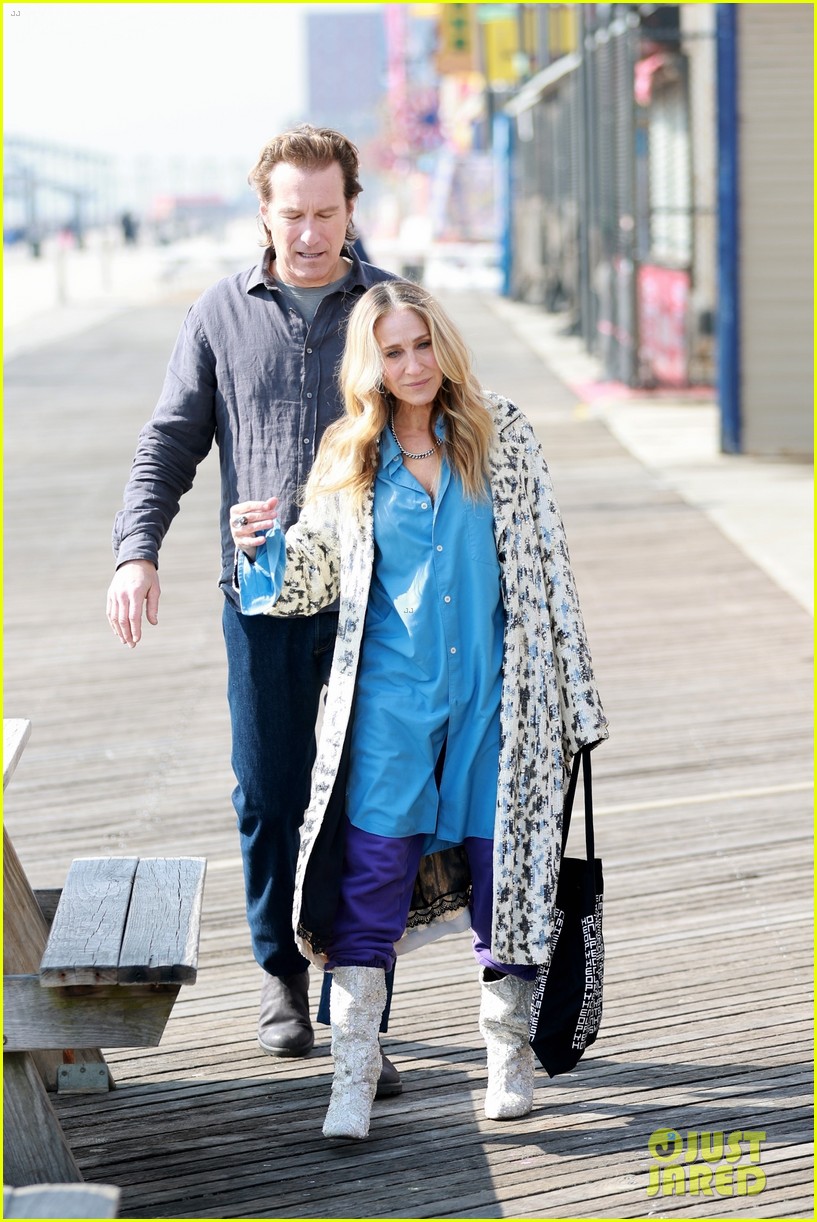 Sarah Jessica Parker & John Corbett Film More 'And Just Like That ...