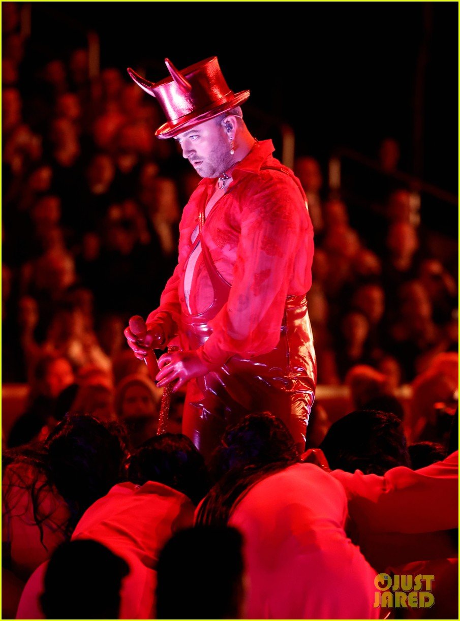 Sam Smith & Kim Petras Heat Up the Grammys Stage with 'Unholy ...