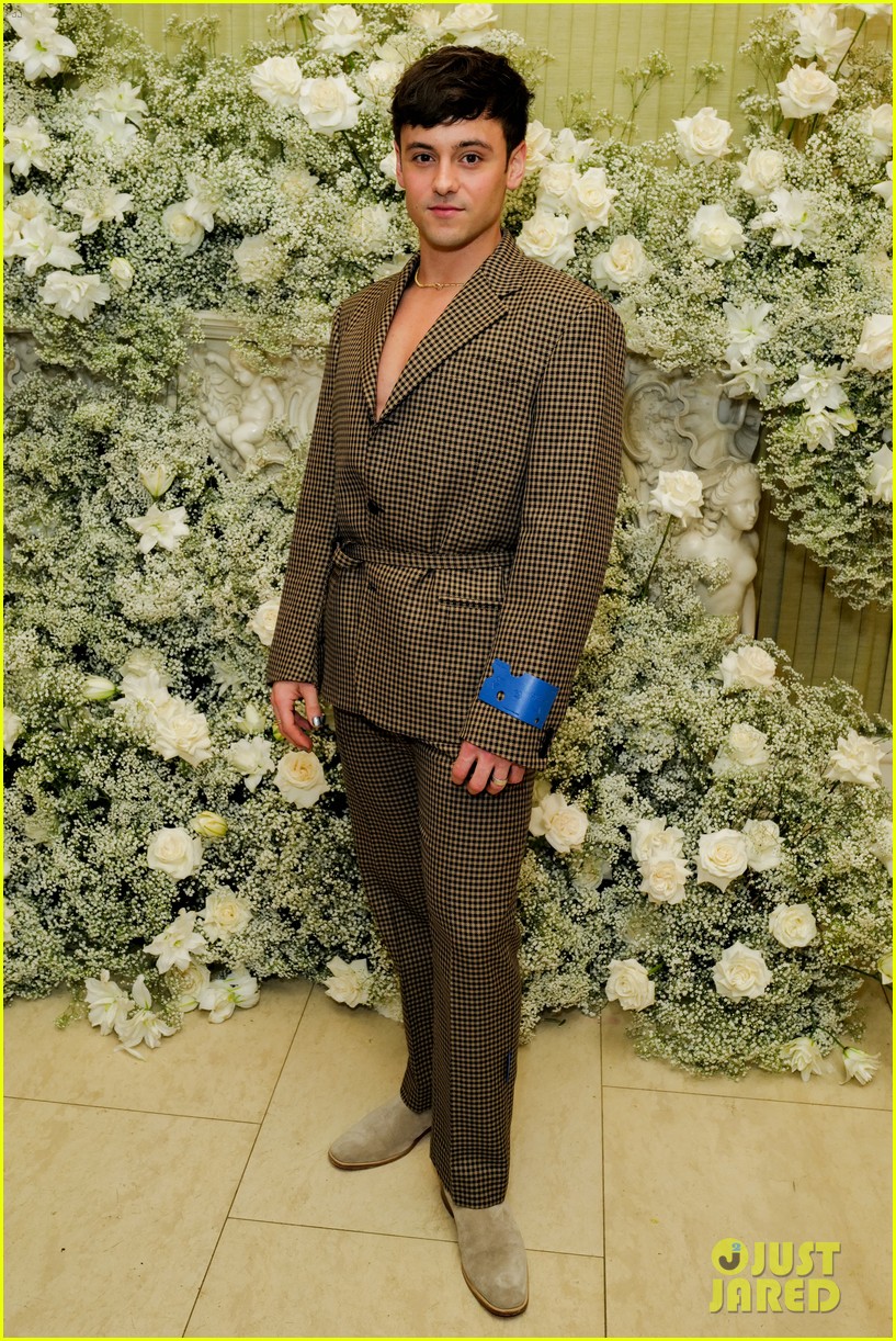 Alexandra Daddario, Serena Williams & More Attend British Vogue ...