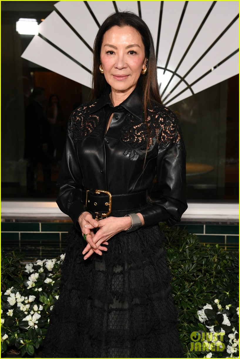 Michelle Yeoh Has 'Crazy Rich Asians' Reunion With Henry Golding & Ken ...