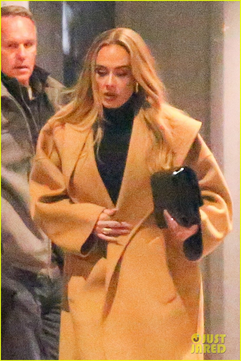 Adele Heads Out After Grabbing Dinner in Santa Monica: Photo 4905089 | Adele Photos | Just Jared ...