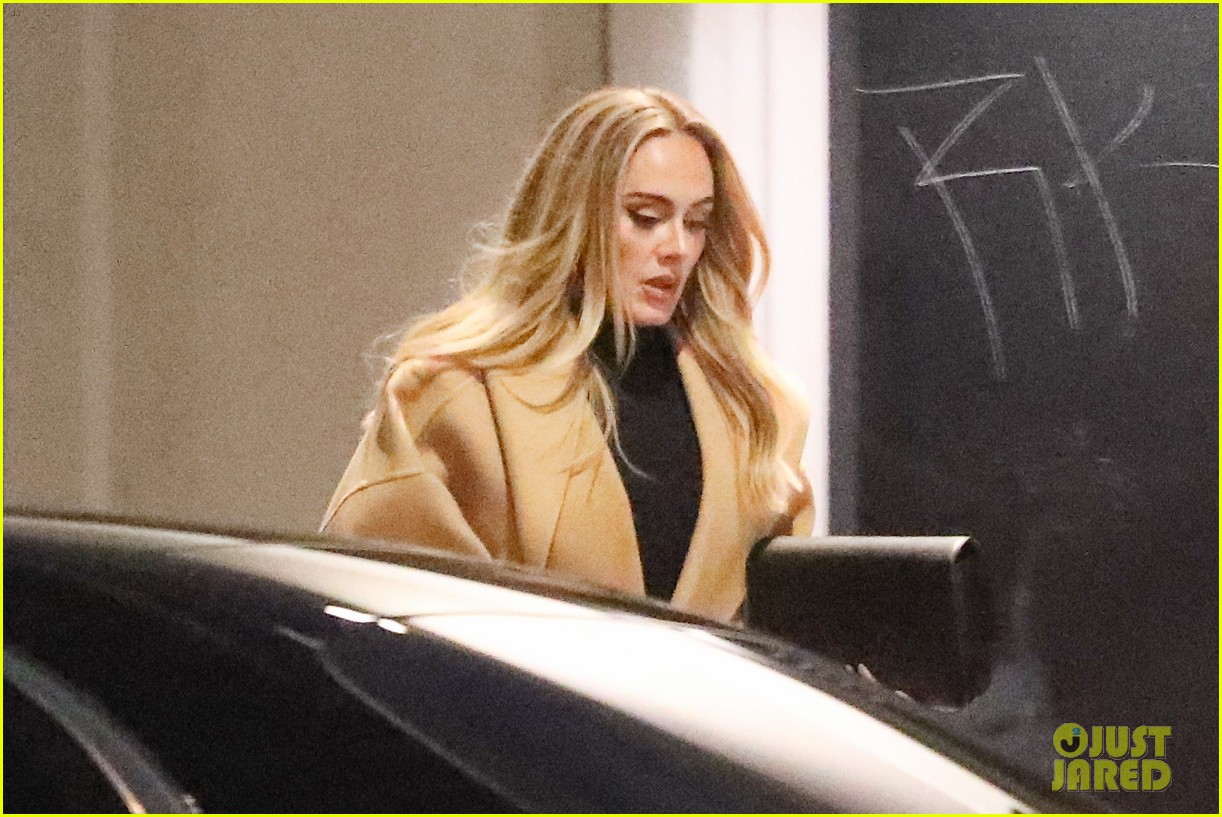 Adele Heads Out After Grabbing Dinner in Santa Monica: Photo 4905129 | Adele Photos | Just Jared ...