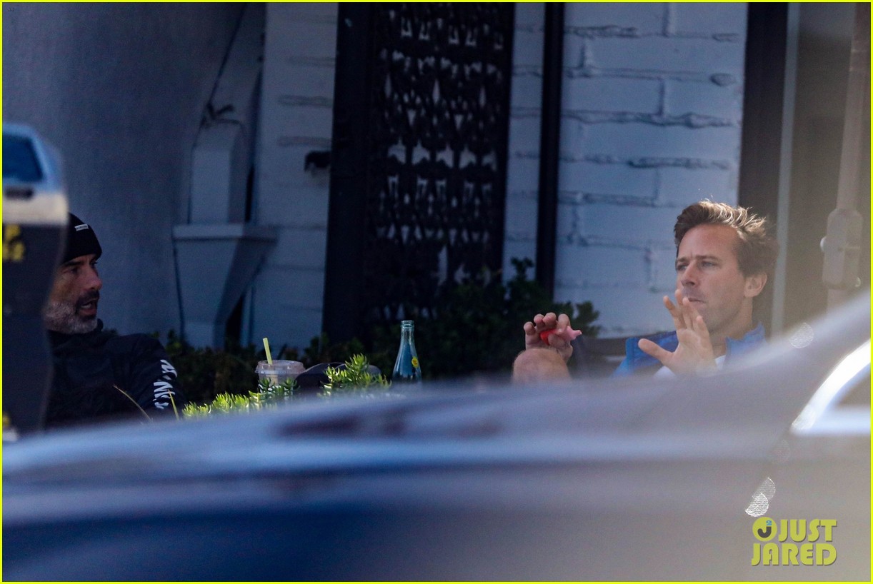 Armie Hammer Enjoys a Laugh & a Bite to Eat with a Friend Ahead of ...