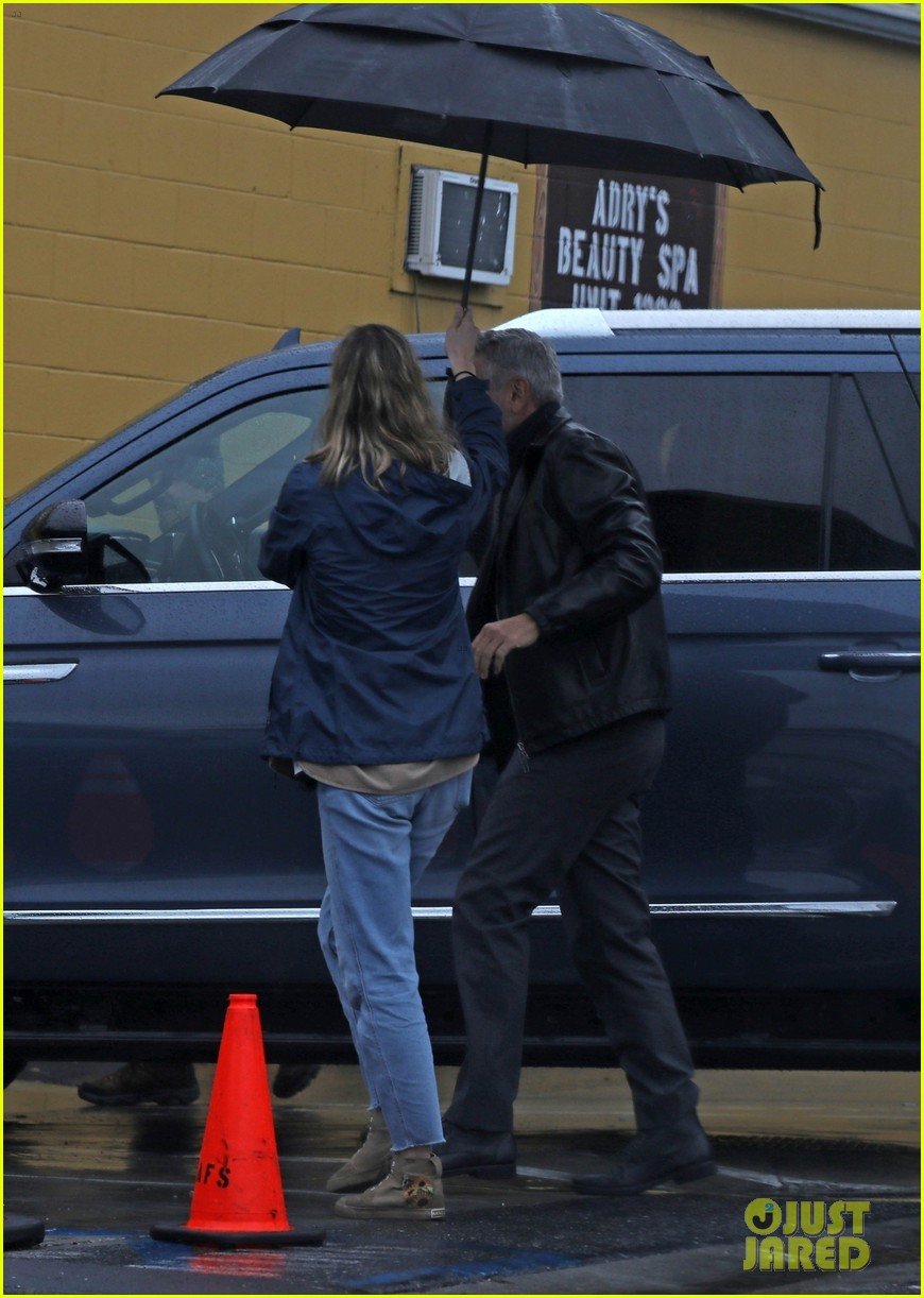 Brad Pitt & George Clooney Arrive on Set to Continue Filming 'Wolves ...