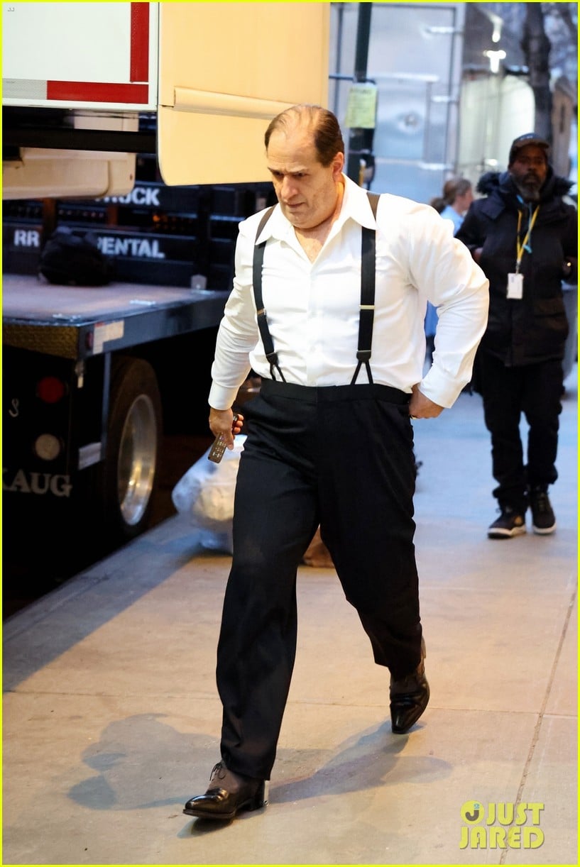Colin Farrell Transforms Back Into The Penguin To Film For Upcoming HBO ...