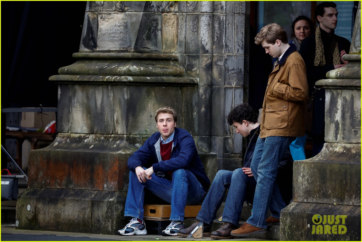 'The Crown' Begins Filming Prince William & Kate Middleton Scenes - See ...