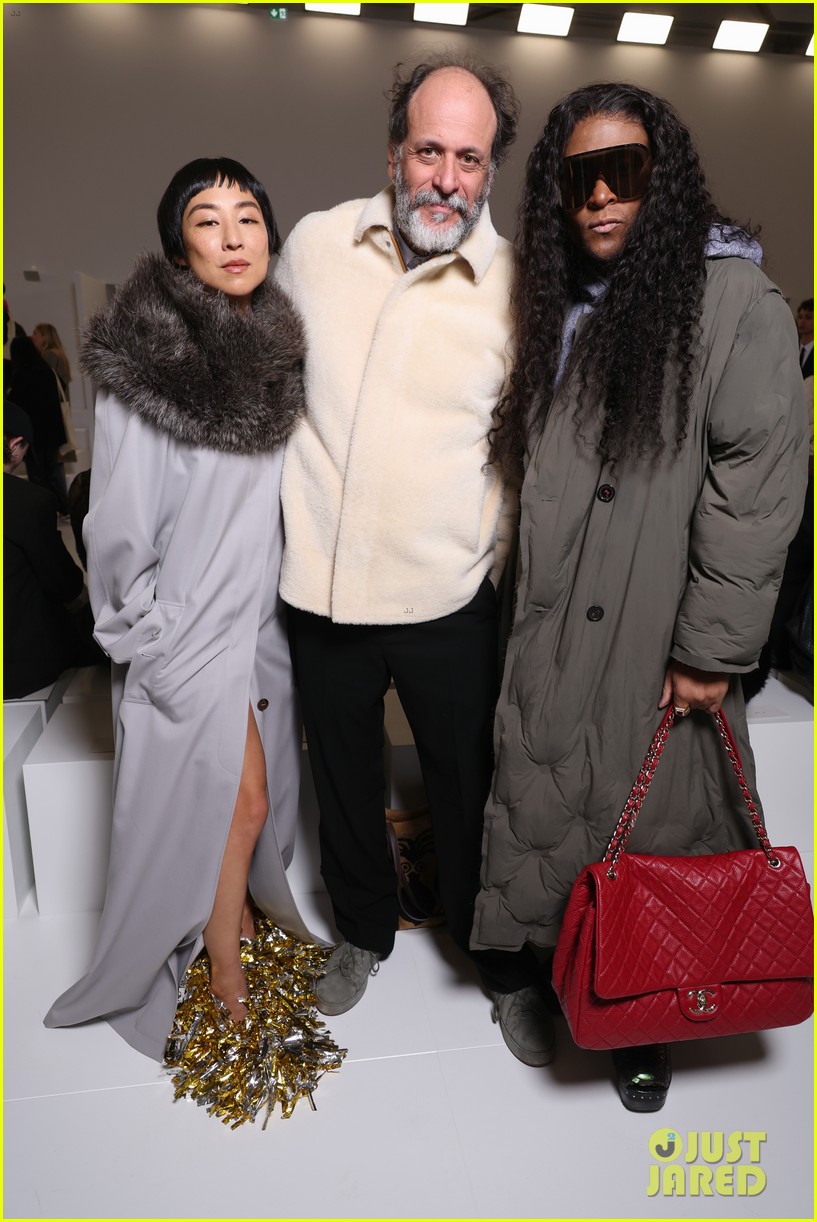 Jamie Dornan Reunites with 'Belfast' Co-Star Caitriona Balfe at Loewe ...