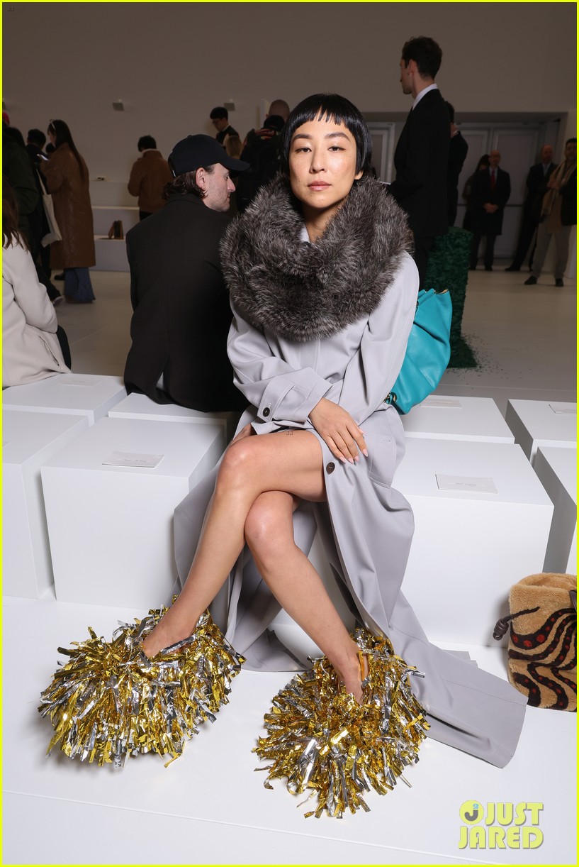 Jamie Dornan Reunites with 'Belfast' Co-Star Caitriona Balfe at Loewe ...