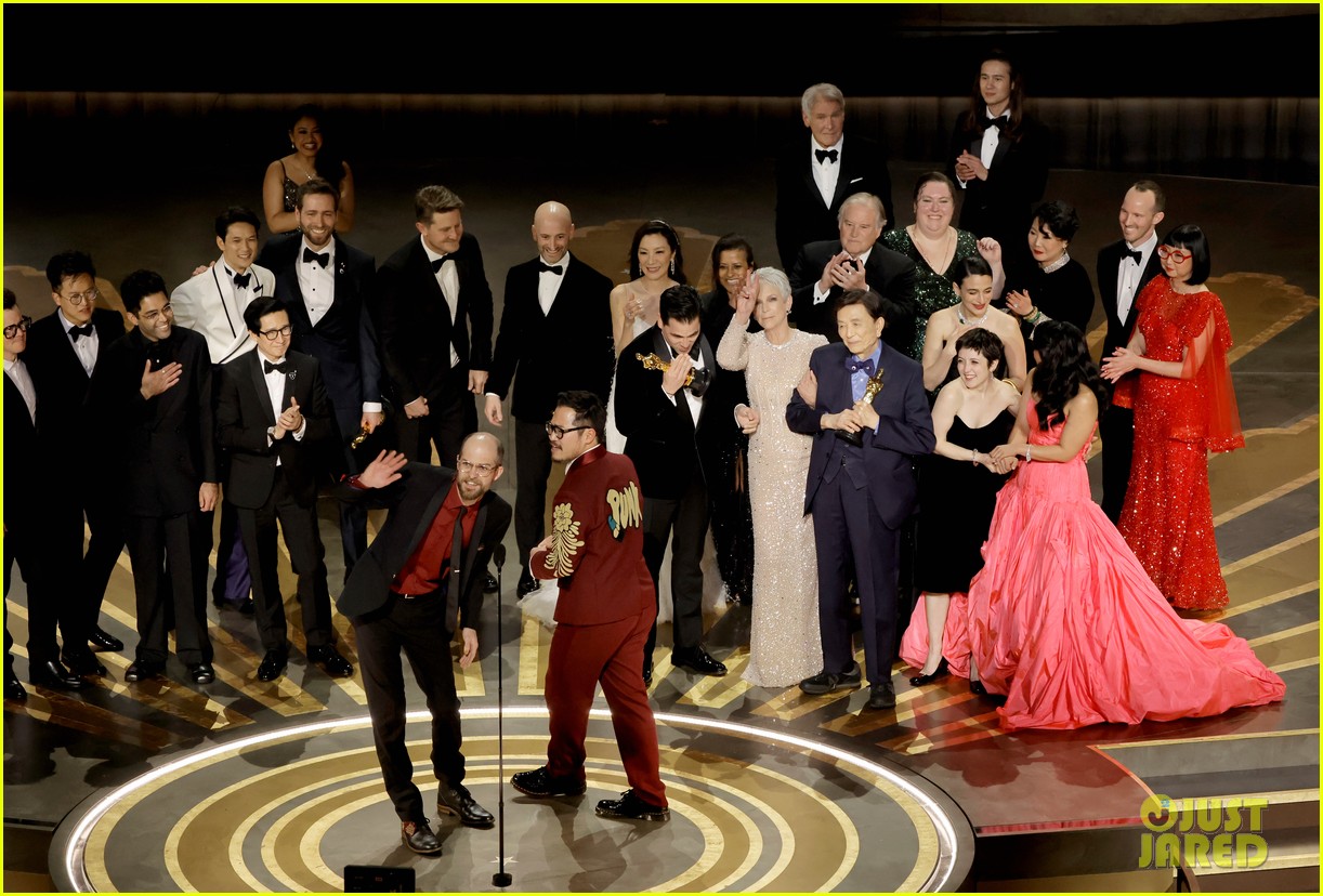 'Everything Everywhere All at Once' Wins Best Picture at Oscars 2023 ...