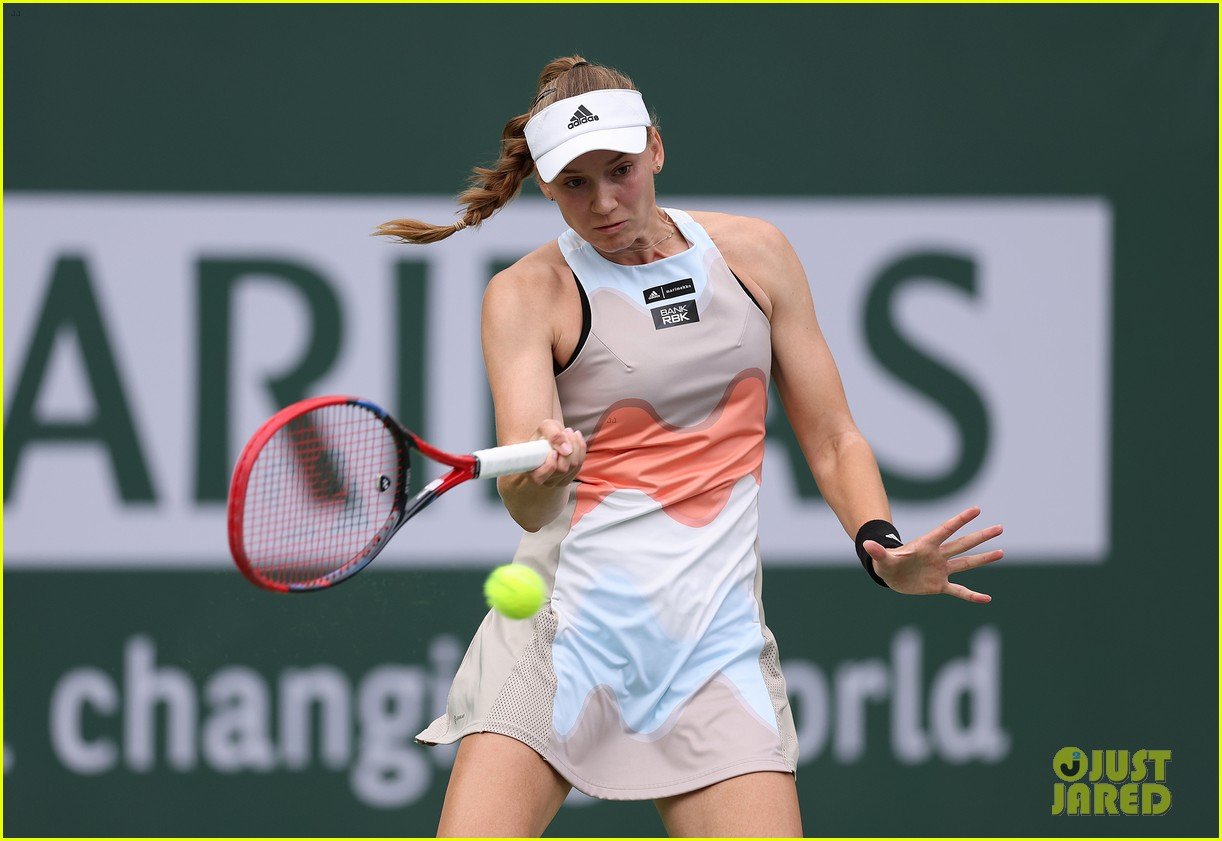 Elena Rybakina Sinks #1 Iga Swiatek & #2 Aryna Sabalenka, Crowned ...