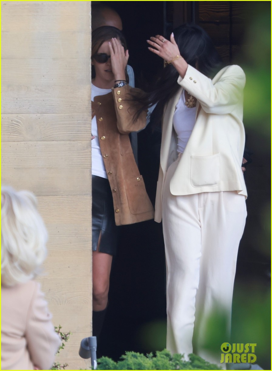 Emma Watson Grabs Lunch in Malibu Before Cheering on Taylor Swift's ...