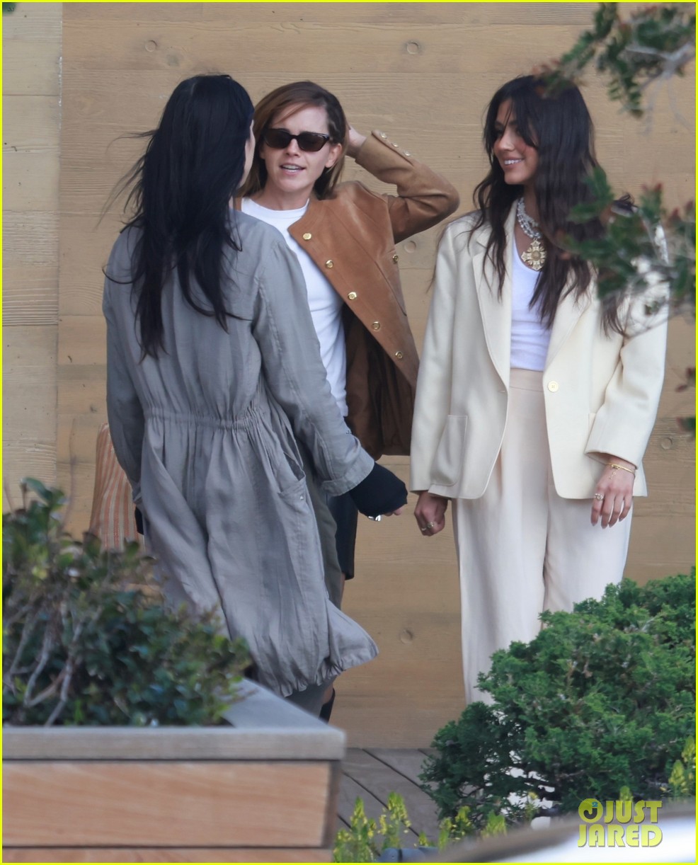 Emma Watson Grabs Lunch in Malibu Before Cheering on Taylor Swift's ...