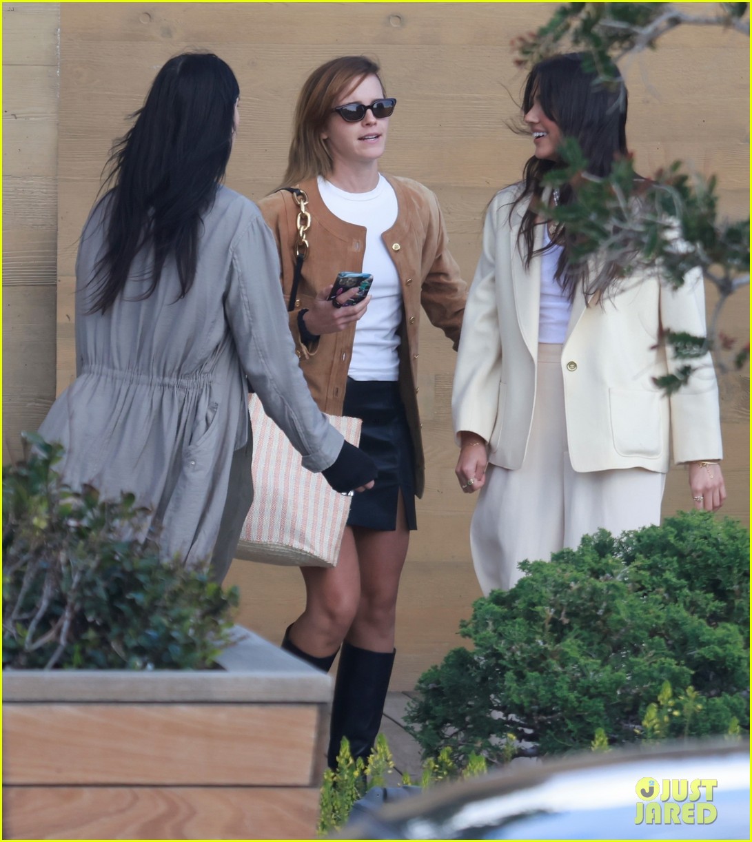 Emma Watson Grabs Lunch in Malibu Before Cheering on Taylor Swift's ...