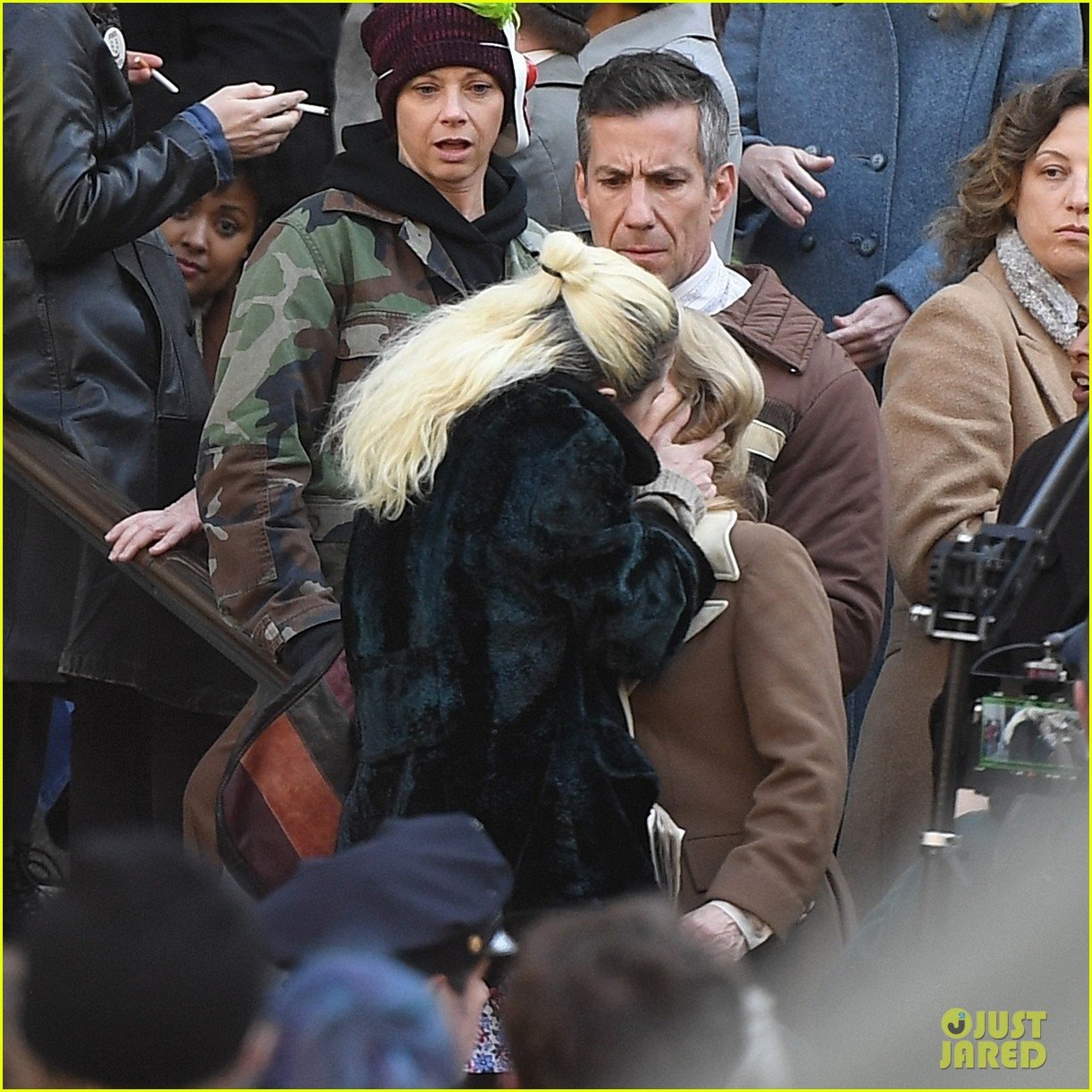 Lady Gaga Kisses a Woman on the Set of 'Joker 2' in NYC, Resumes ...