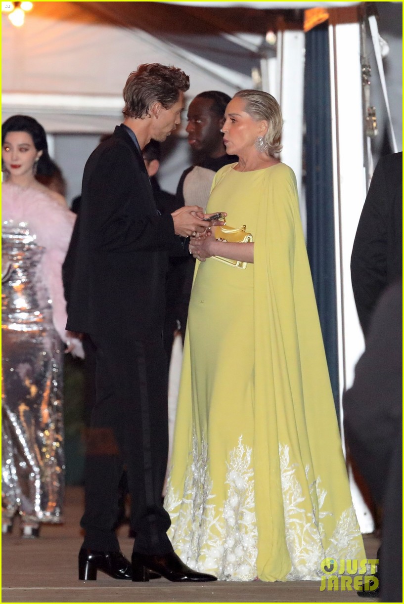 Vanessa Hudgens & Austin Butler Seen Together in Photos at Oscars 2023 ...