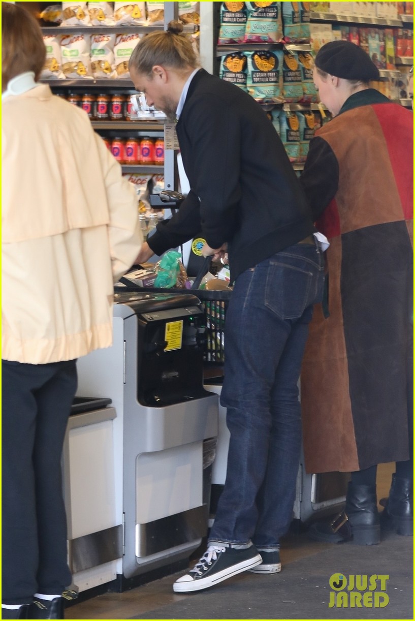 Charlie Hunnam Spends His Wednesday Afternoon Running Errands in L.A ...